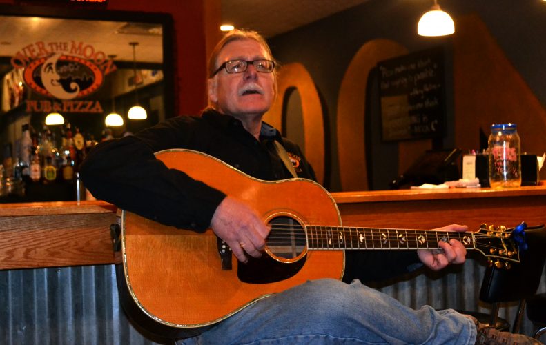 Local musicians to perform folk music in the round | News, Sports, Jobs ...